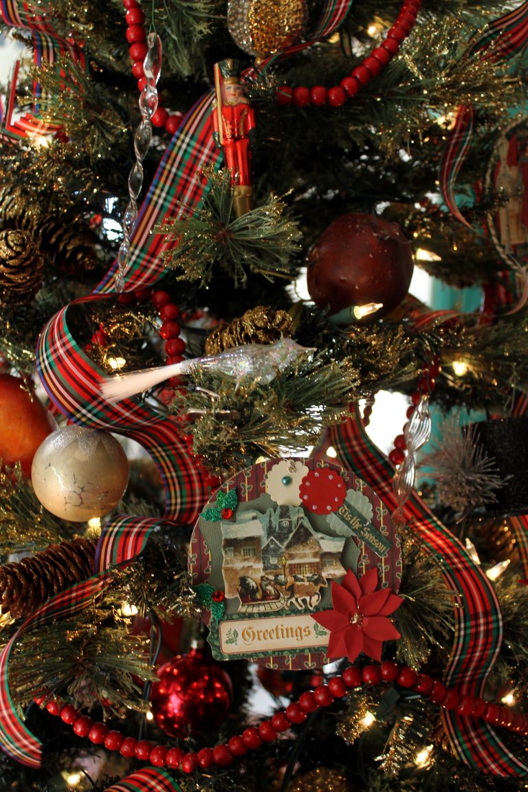 Create A Dickens Christmas - Decor To Adore
