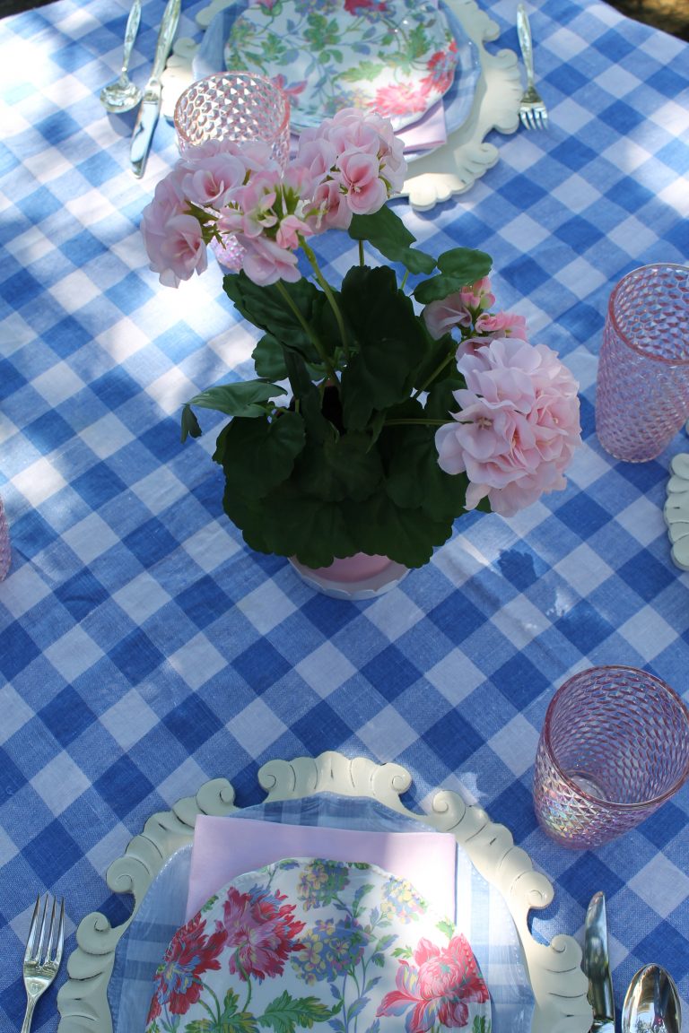 Blue Gingham In The Garden - Decor To Adore
