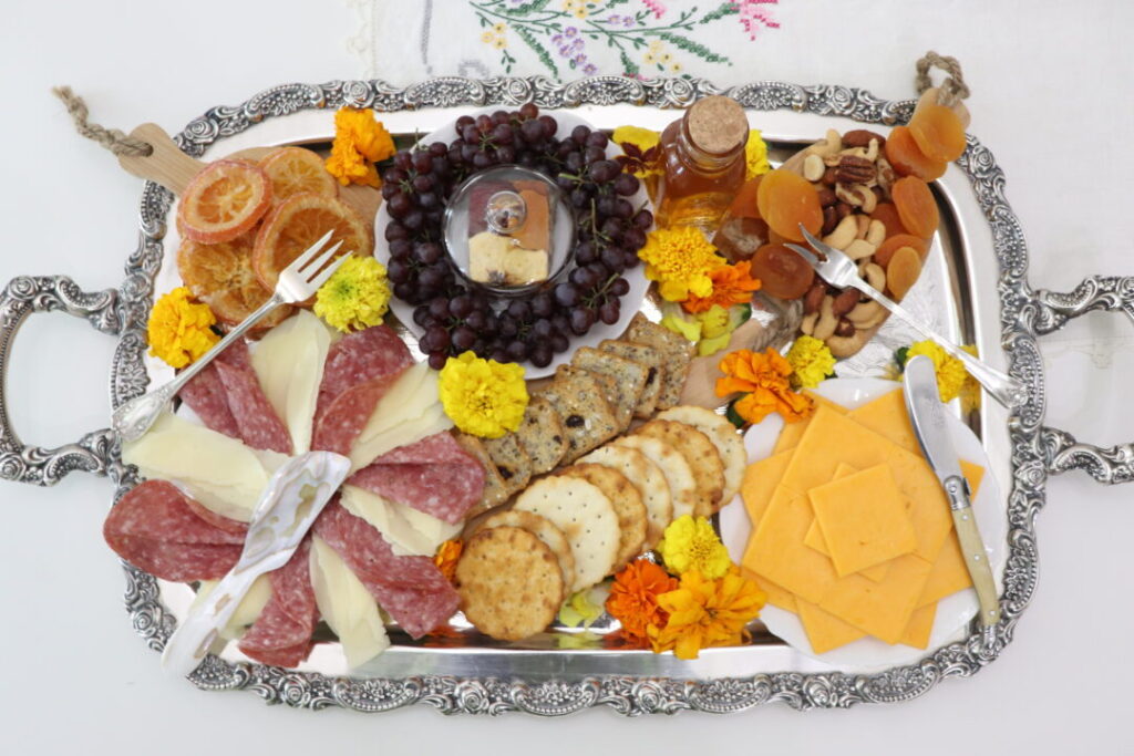 1840s Food and Party Favors - Decor To Adore