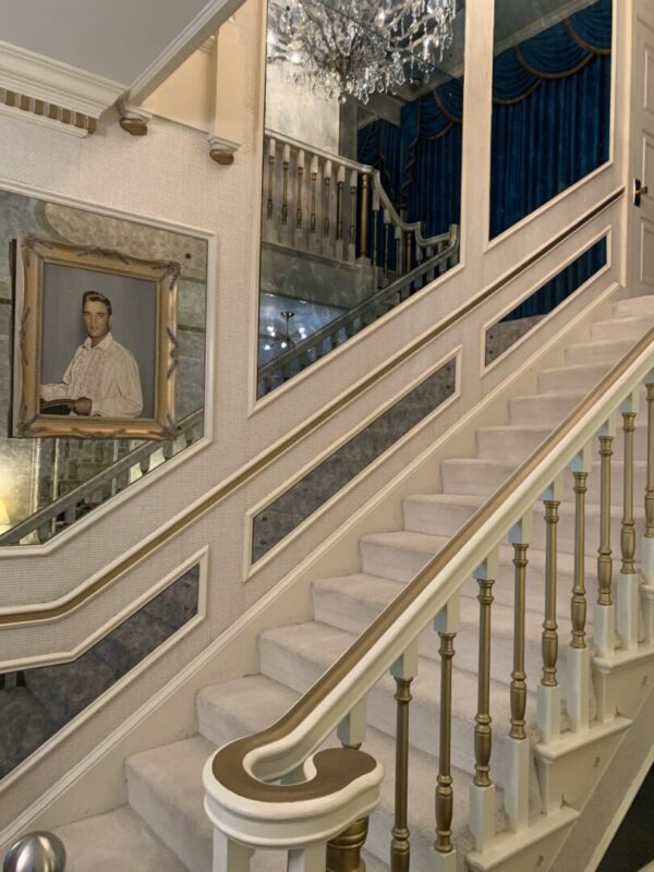 Going To Graceland - Decor To Adore