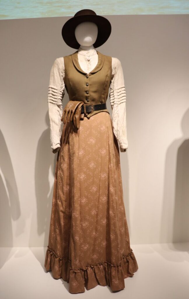 1883 Costume and Prop Exhibit - Decor To Adore