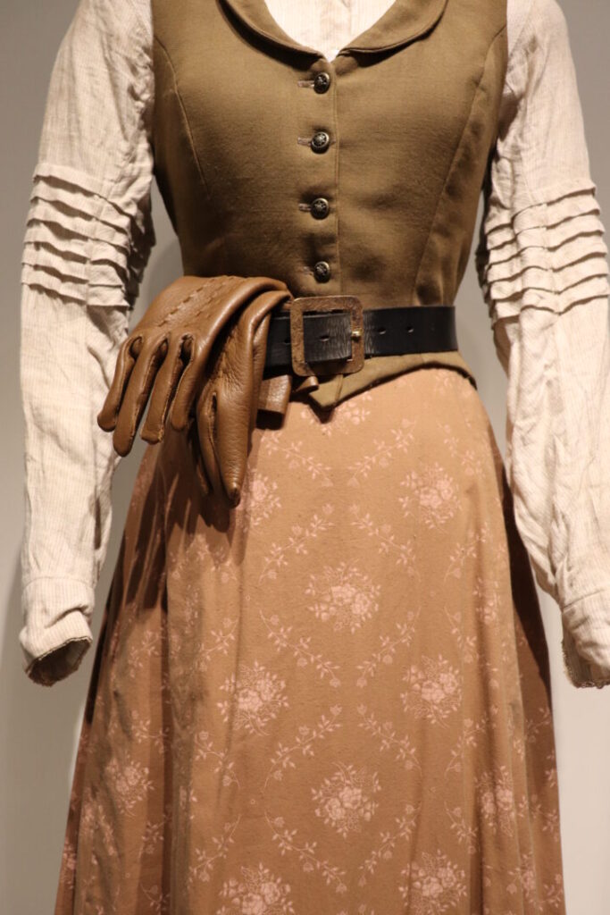 1883 Costume and Prop Exhibit - Decor To Adore