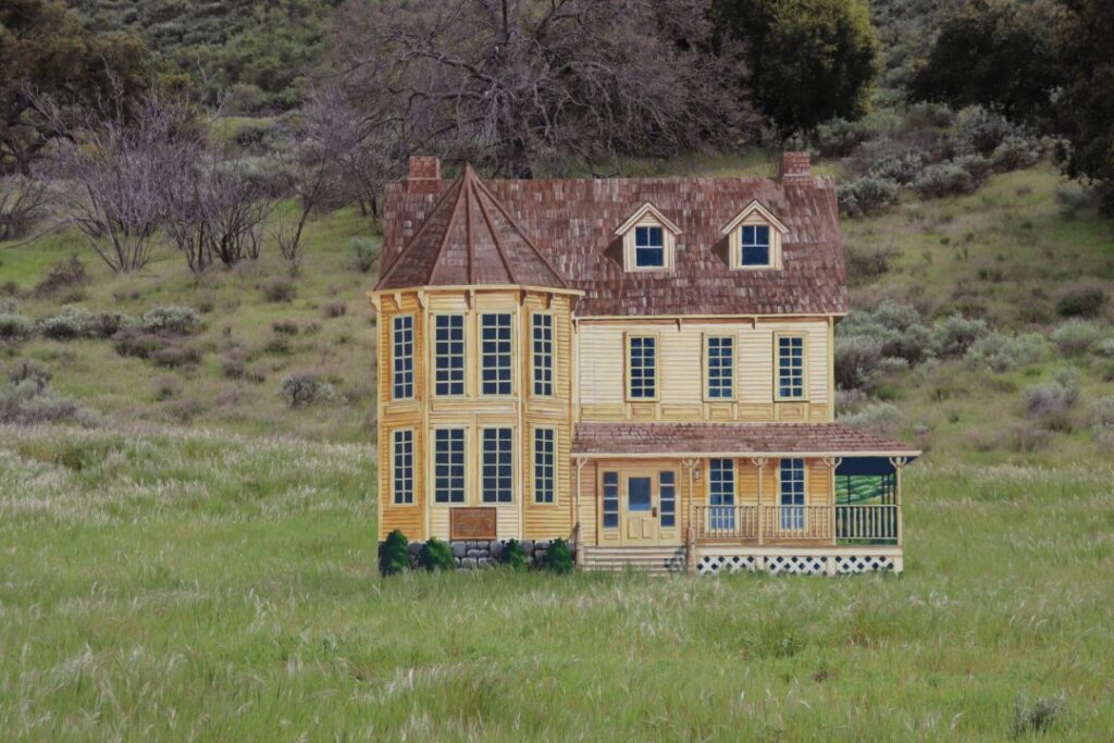 Big Sky Movie Ranch Little House Festival - Decor To Adore